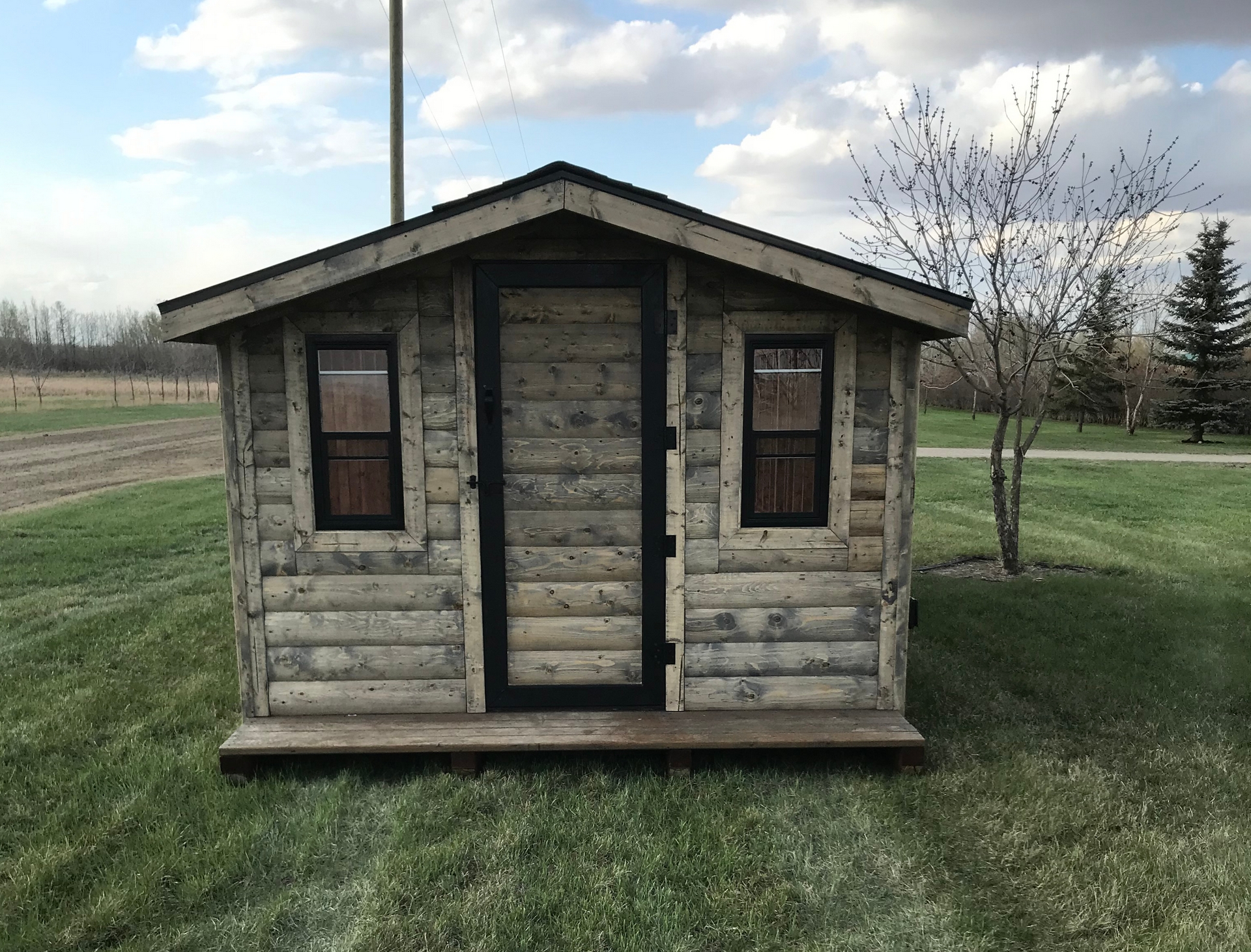 Greenhouses Alberta | Custom Wooden Greenhouses | Country Cabins